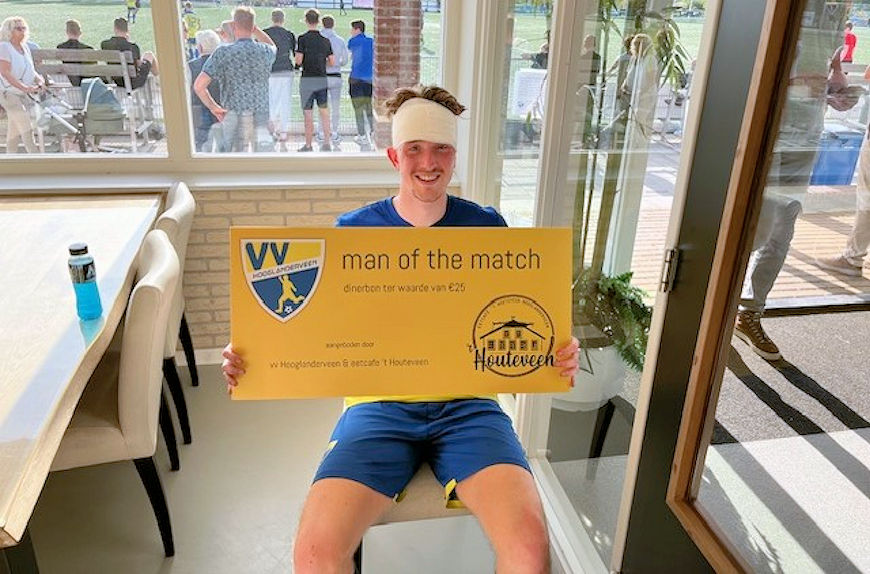 Het 1e elftal wint met ruime cijfers van VFC | vv Hooglanderveen